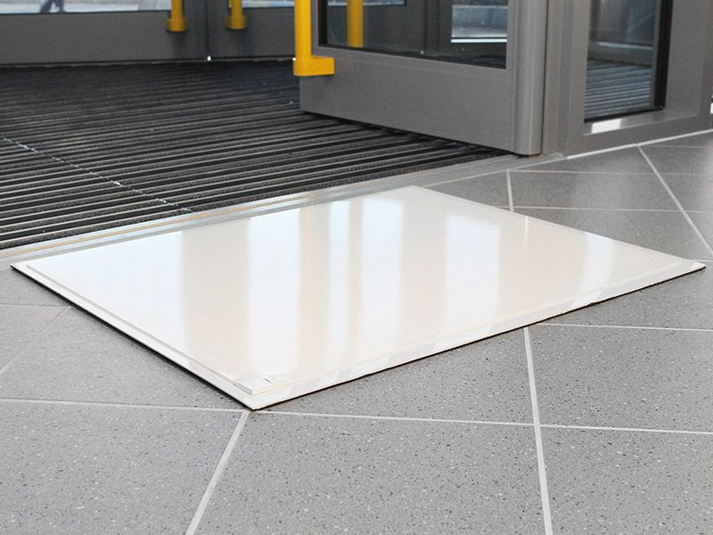 Clean Tack Mats | Free Delivery