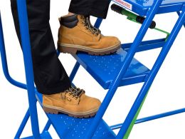 Racking Ladders | Made in Britain | Free Delivery