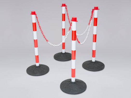 Plastic Chain & Posts | Free Delivery